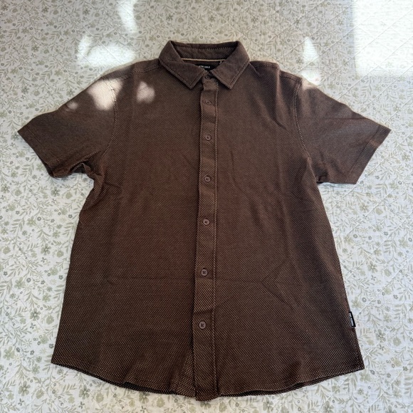 Kenneth Cole New York | Shirts | Kenneth Nicole Brown Short Sleeve ...